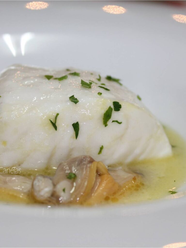 Merluza con almejas: Todos sabemos que es el mejor pescado - Azafranes ...