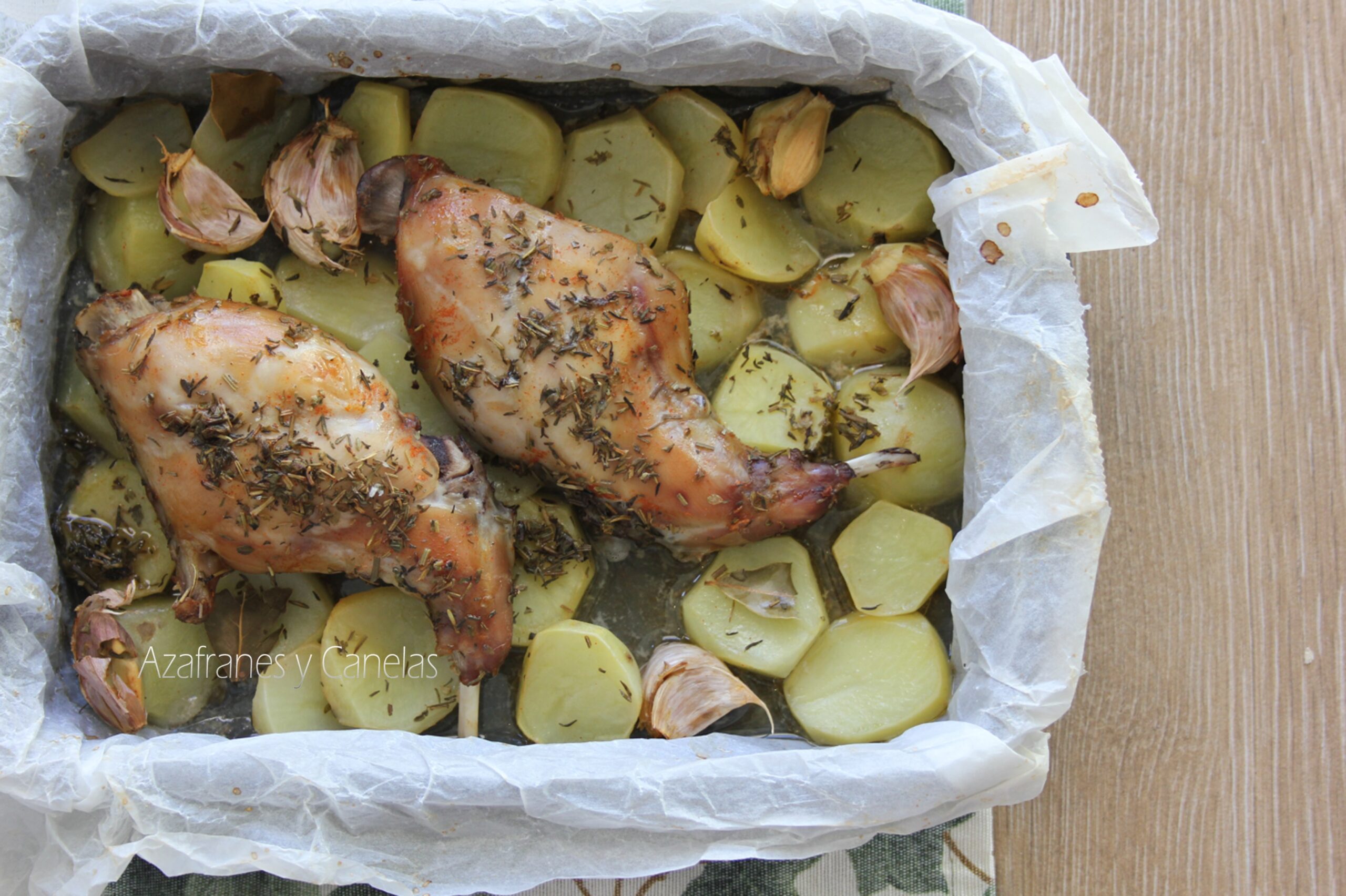 Conejo adobado al horno. Tradición y lujo en el plato - Azafranes y Canelas