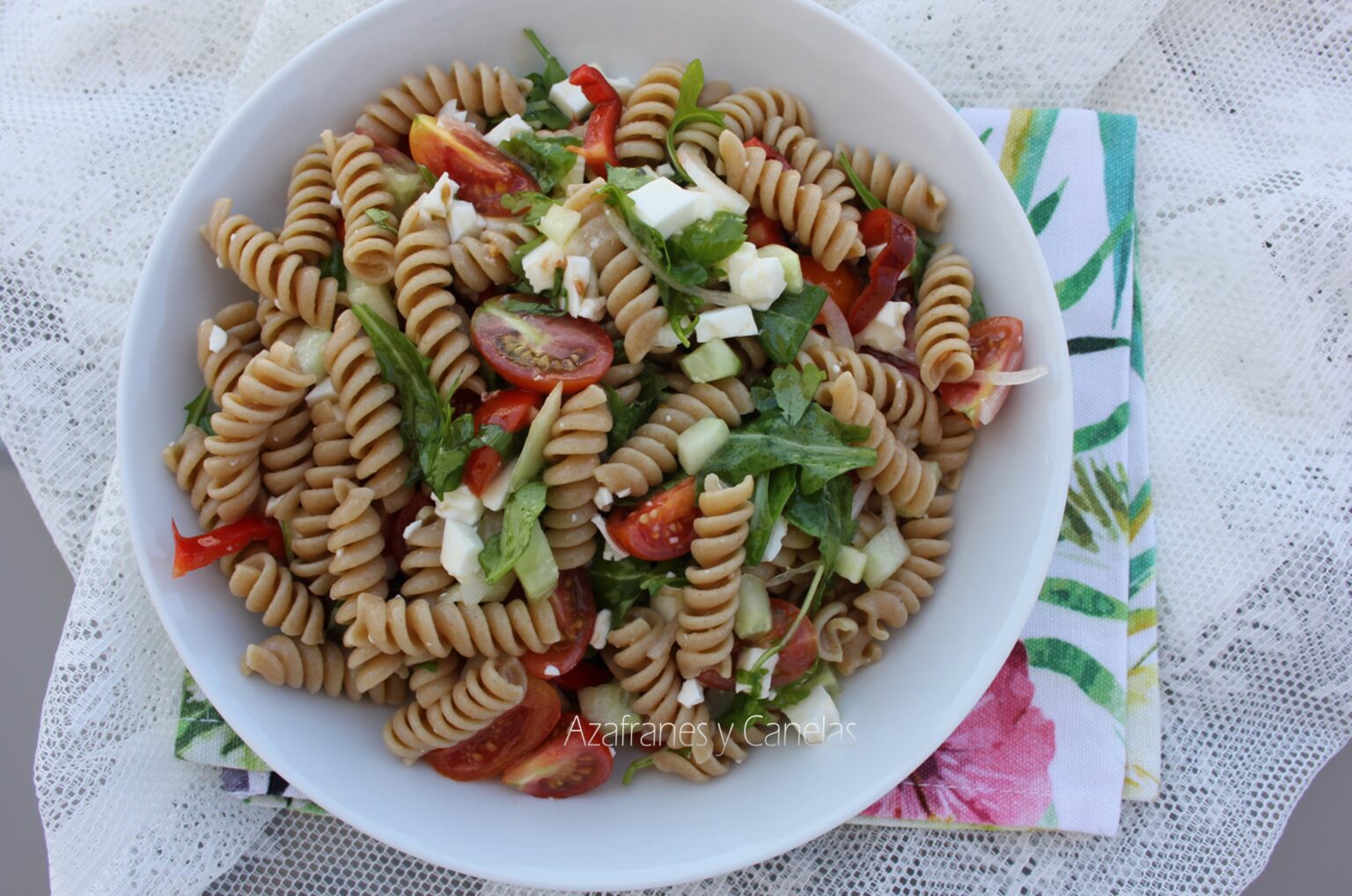 Ensalada de pasta integral, para que no te falte salud - Azafranes y ...